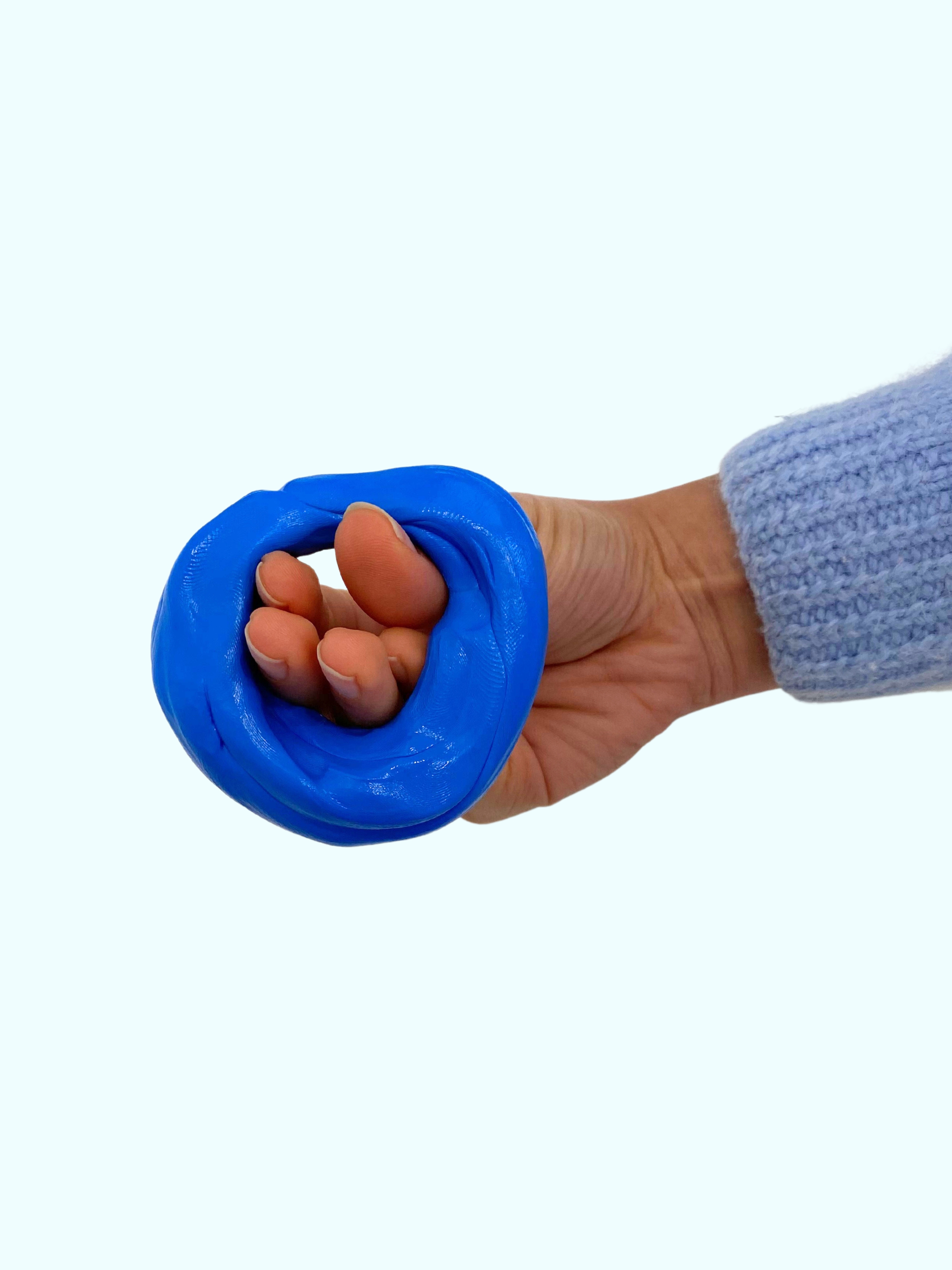 How putty can improve hand functionality | Southern Cross Care