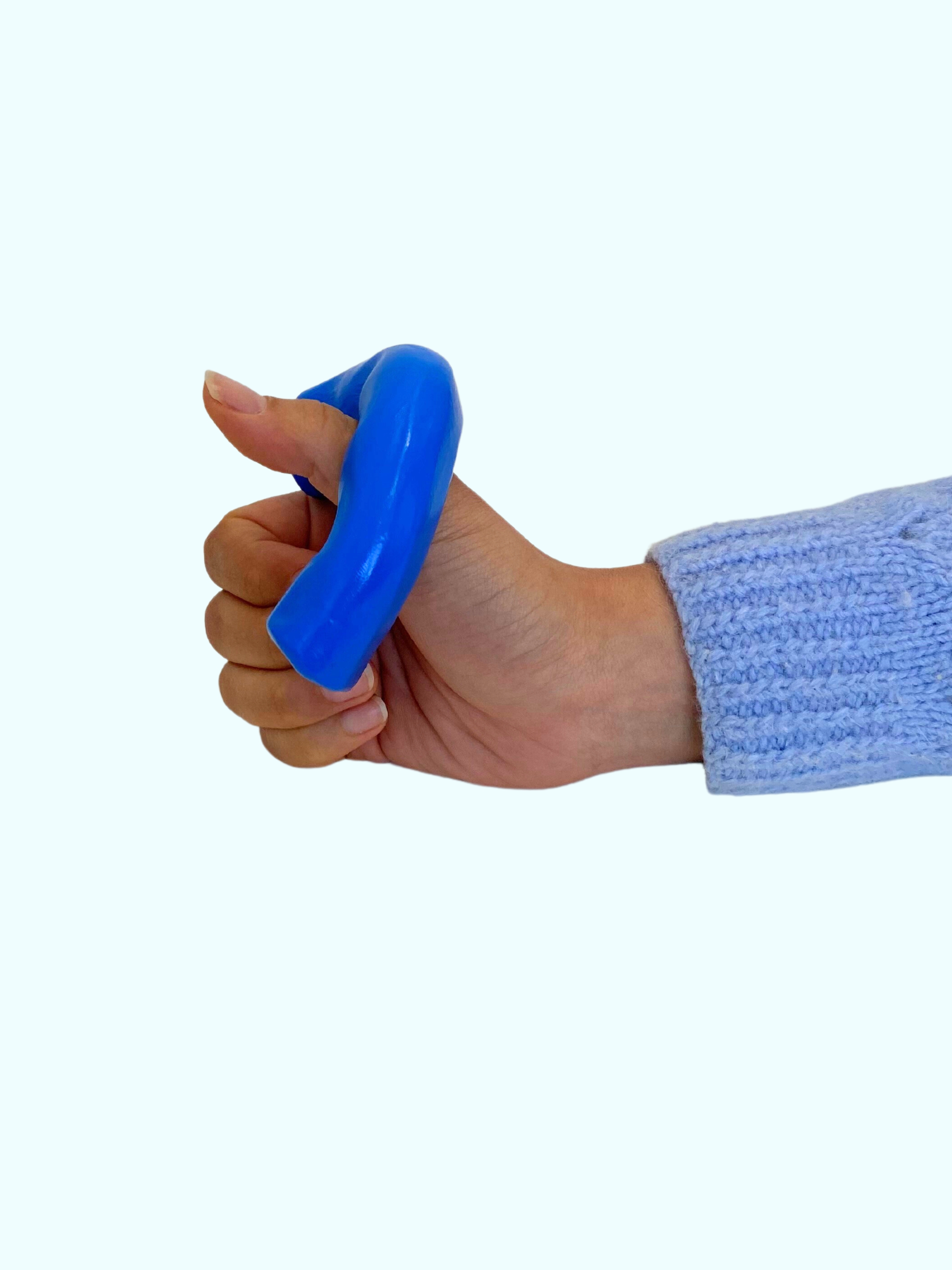How putty can improve hand functionality | Southern Cross Care