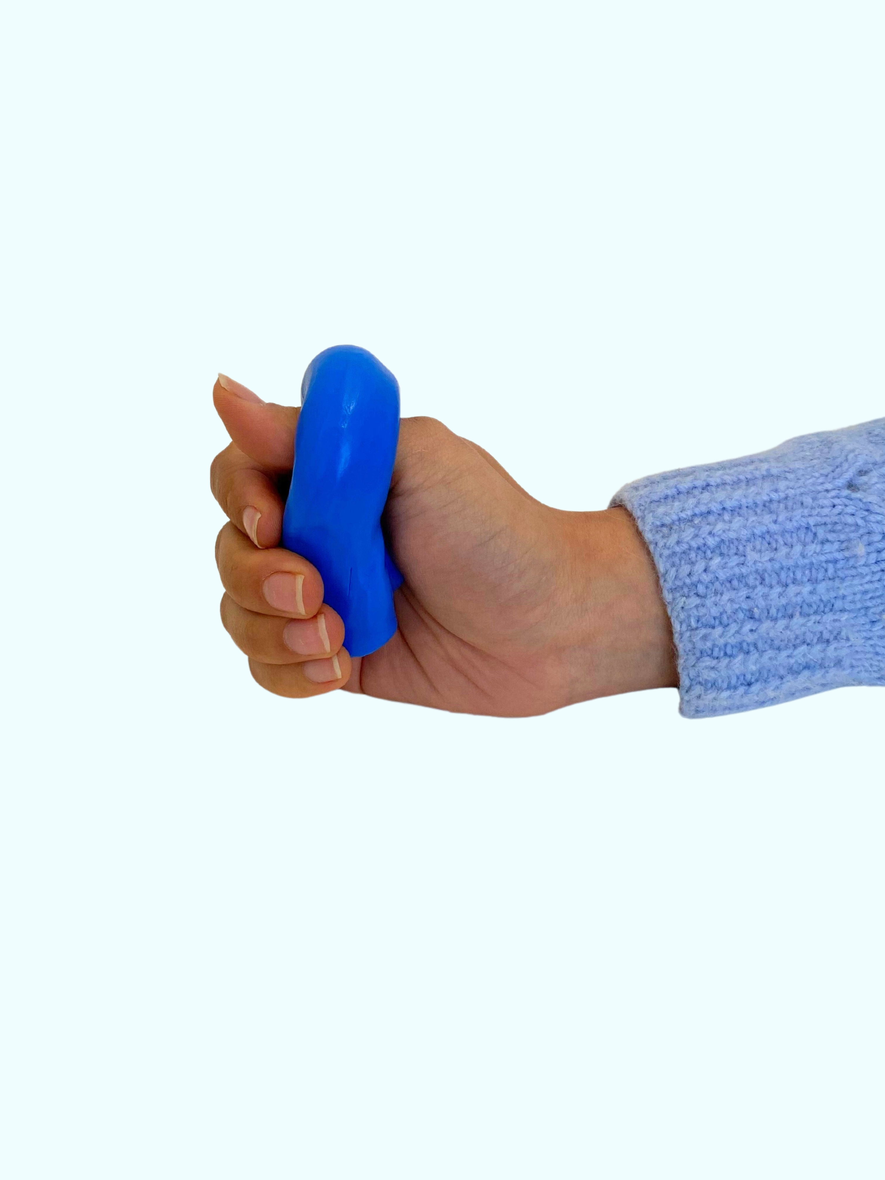 How putty can improve hand functionality | Southern Cross Care
