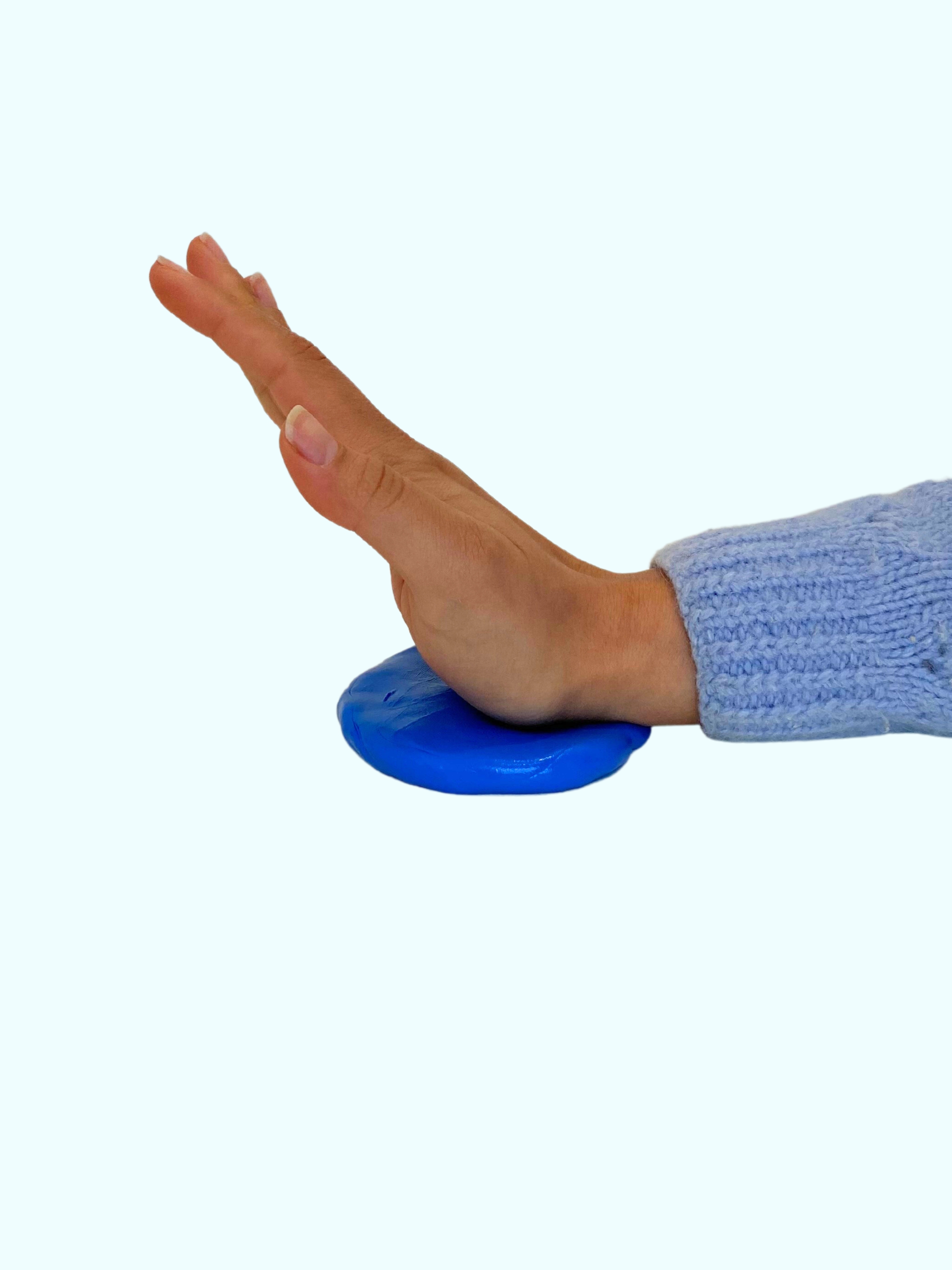 How putty can improve hand functionality | Southern Cross Care